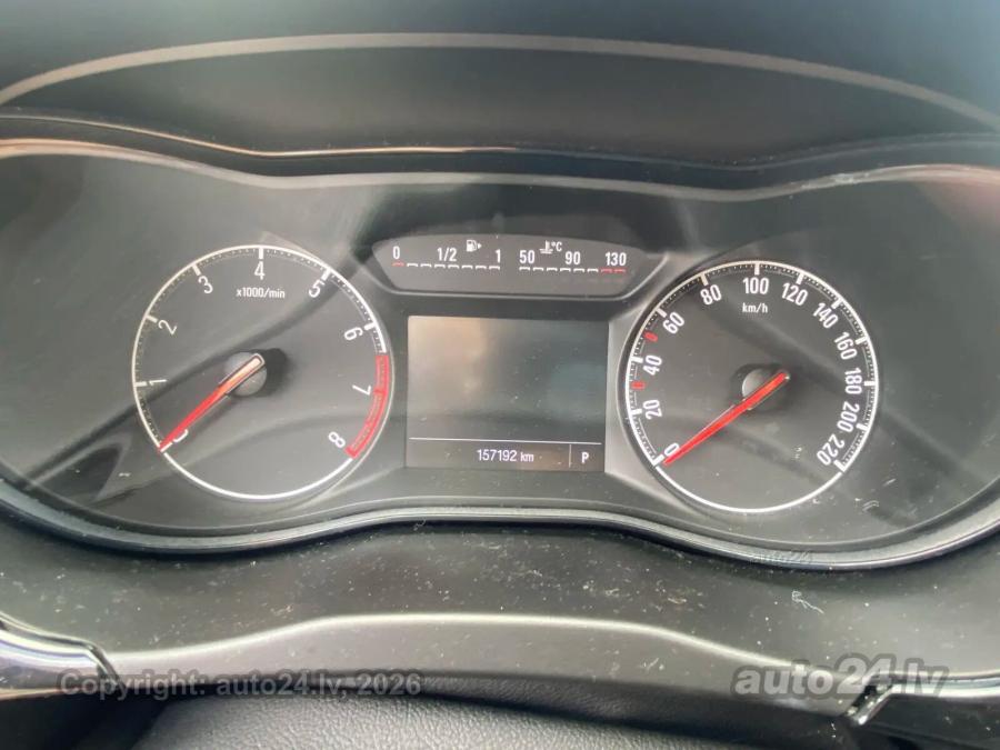 Sarkans Opel Corsa 2016 Tallina, ar dzinēja tilpumu 1.40 L un nobraukumu 158 tūkst. km par 6200 €, foto 15 vietnē AUTOMOTO.COM.LV