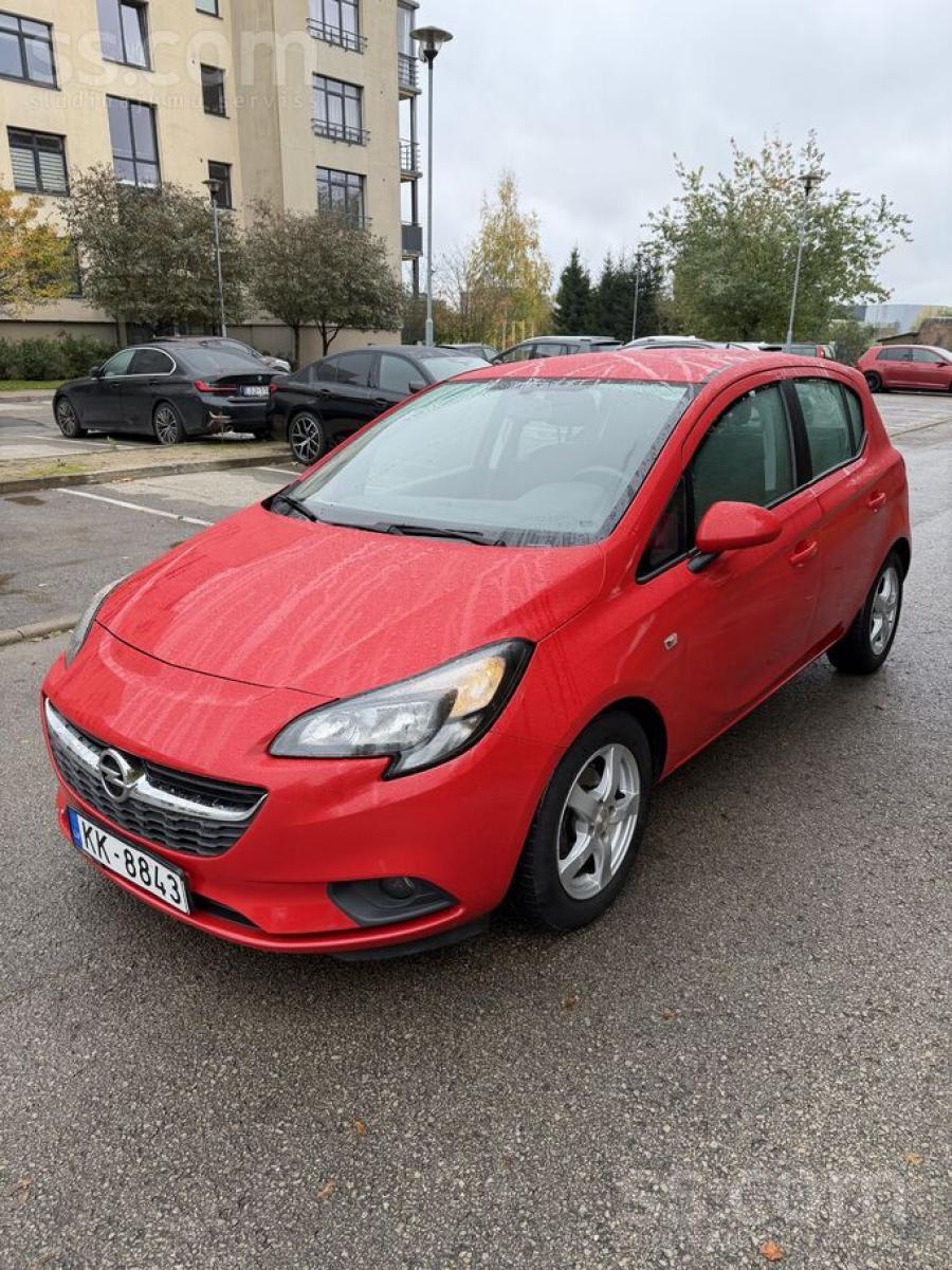 Red Opel Corsa 2016 in Riga, with an engine capacity of 1.40 L and mileage of 120 thousand km for 5950 €, photo 3 on AUTOMOTO.COM.LV
