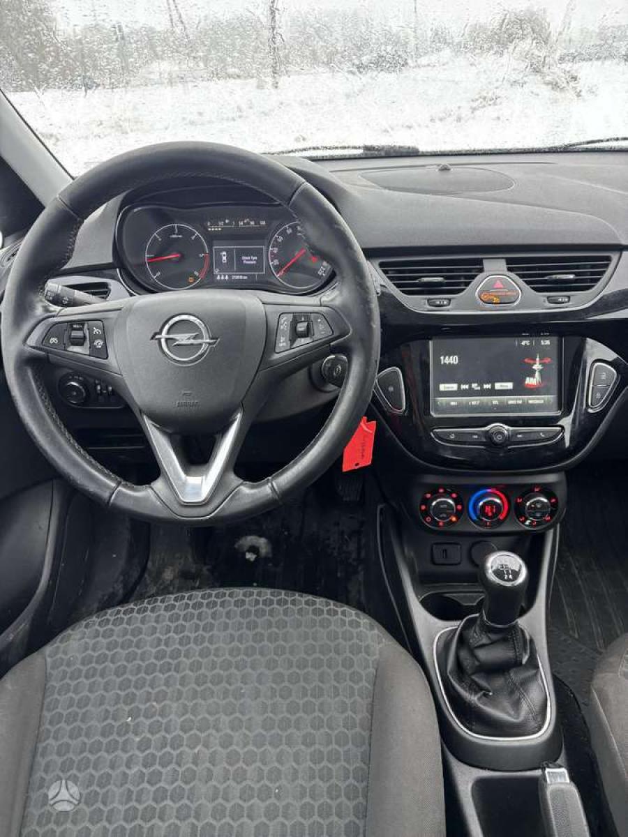 Red Opel Corsa 2018 in Taurage, with an engine capacity of 1.25 L and mileage of 200 thousand km for 4500 €, photo 11 on AUTOMOTO.COM.LV