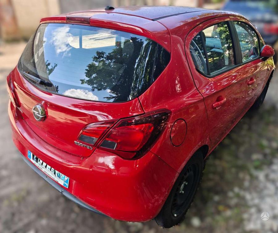 Red Opel Corsa 2019 in Panevezys, with an engine capacity of 1.20 L and mileage of 40 thousand km for 2700 €, photo 5 on AUTOMOTO.COM.LV