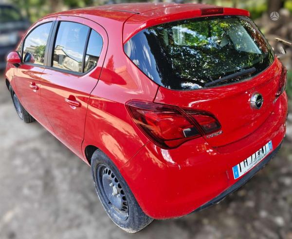 Red Opel Corsa 2019 in Panevezys, with an engine capacity of 1.20 L and mileage of 40 thousand km for 2700 €, photo 5 on AUTOMOTO.COM.LV