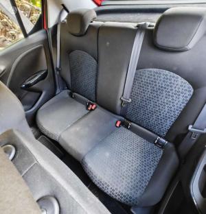 Red Opel Corsa 2019 in Panevezys, with an engine capacity of 1.20 L and mileage of 40 thousand km for 2700 €, photo 10 on AUTOMOTO.COM.LV