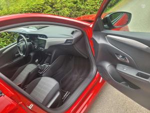 Sarkans Opel Corsa 2021 Vilkaviškis, ar dzinēja tilpumu 1.20 L un nobraukumu 26 tūkst. km par 7600 €, foto 9 vietnē AUTOMOTO.COM.LV