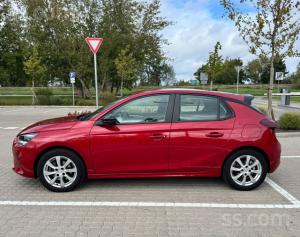 Red Opel Corsa 2021 in Riga, with an engine capacity of 1.20 L and mileage of 47 thousand km for 10950 €, photo 5 on AUTOMOTO.COM.LV