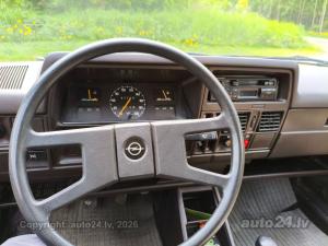 Красный Опель Корса 1986 в Таллин, объемом двигателя 1.20 л и пробегом 48 тыс. км за 2250 €, фото 12 на AUTOMOTO.COM.LV