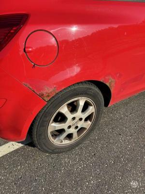 Red Opel Corsa 2008 in Vilnius, with an engine capacity of 1.00 L and mileage of 172 thousand km for 950 €, photo 5 on AUTOMOTO.COM.LV