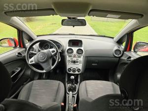 Red Opel Corsa 2014 in Riga, with an engine capacity of 1.30 L and mileage of 241 thousand km for 3400 €, photo 9 on AUTOMOTO.COM.LV
