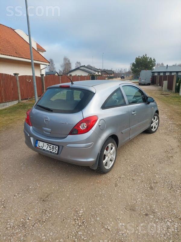 Opel Corsa 2007 Jelgava, ar dzinēja tilpumu 1.30 L un nobraukumu 314 tūkst. km par 1250 €, foto 3 vietnē AUTOMOTO.COM.LV
