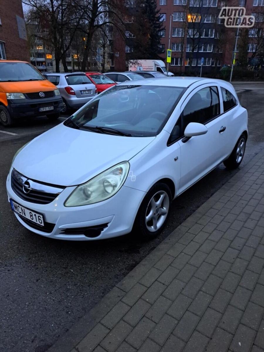 White Opel Corsa 2009 in Vilnius, with an engine capacity of 1.40 L and mileage of 189 thousand km for 2000 €, photo 6 on AUTOMOTO.COM.LV