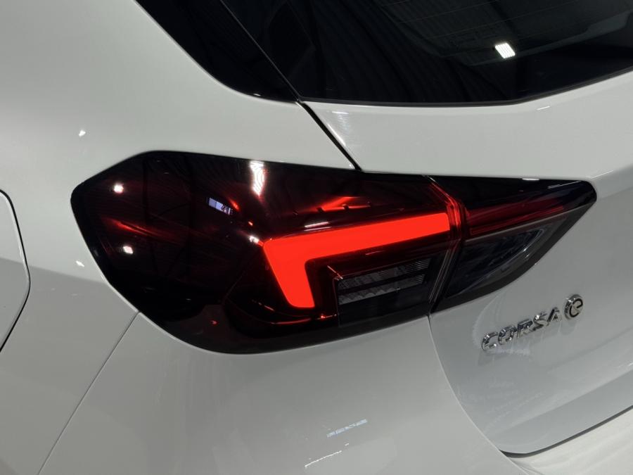 Balts Opel Corsa 2023 Rīga, ar dzinēja tilpumu 0.00 L un nobraukumu 36 tūkst. km par 16490 €, foto 29 vietnē AUTOMOTO.COM.LV