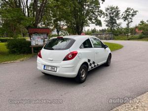 Balts Opel Corsa 2008 Tallina, ar dzinēja tilpumu 1.40 L un nobraukumu 0 tūkst. km par 400 €, foto 5 vietnē AUTOMOTO.COM.LV