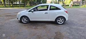 White Opel Corsa 2009 in Kedainiai, with an engine capacity of 1.36 L and mileage of 190 thousand km for 1100 €, photo 6 on AUTOMOTO.COM.LV