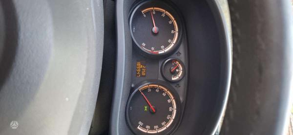 Balts Opel Corsa 2009 Kėdainiai, ar dzinēja tilpumu 1.36 L un nobraukumu 190 tūkst. km par 1100 €, foto 7 vietnē AUTOMOTO.COM.LV