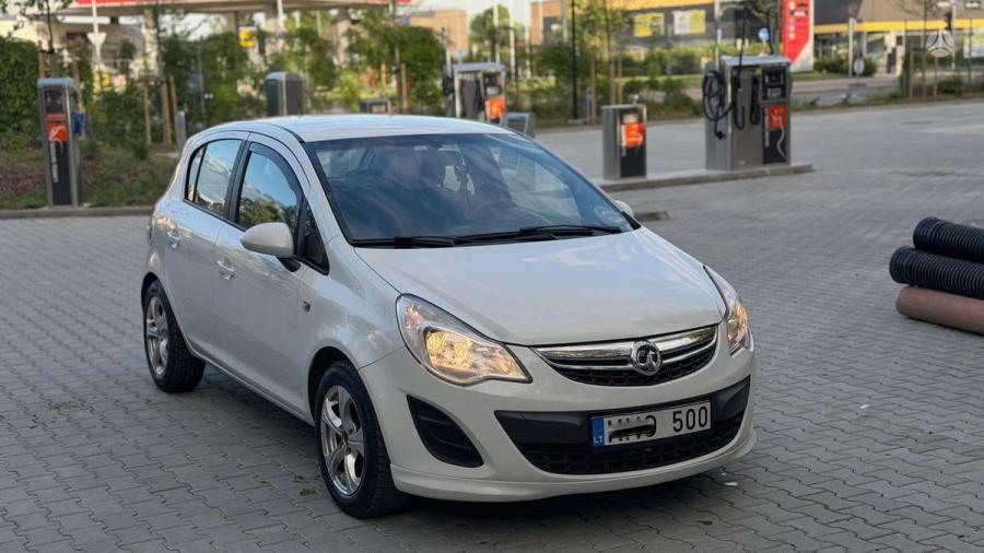 Balts Opel Corsa 2011 Viļņa, ar dzinēja tilpumu 1.39 L un nobraukumu 256 tūkst. km par 1950 €, foto 4 vietnē AUTOMOTO.COM.LV