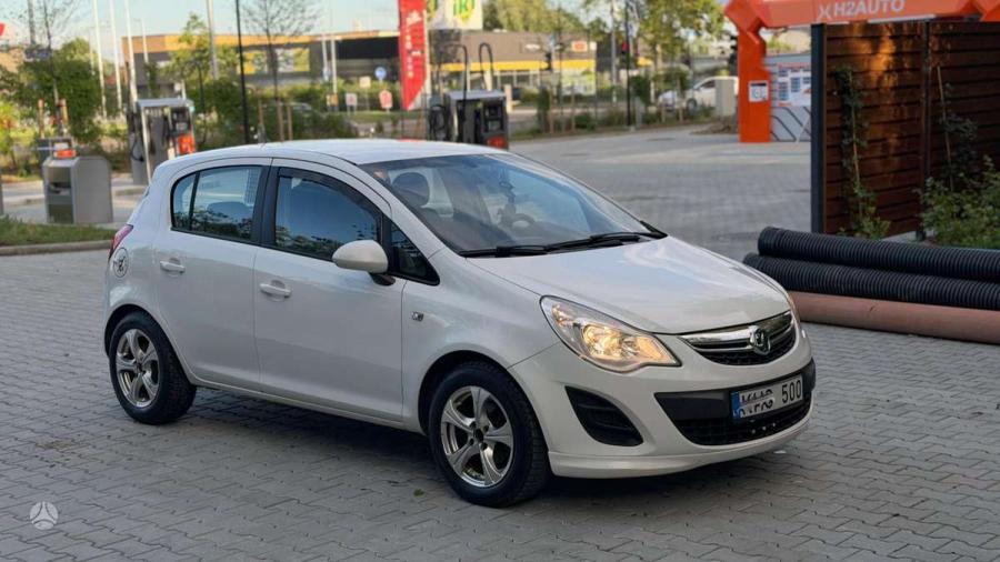 Balts Opel Corsa 2011 Viļņa, ar dzinēja tilpumu 1.39 L un nobraukumu 256 tūkst. km par 1950 €, foto 5 vietnē AUTOMOTO.COM.LV