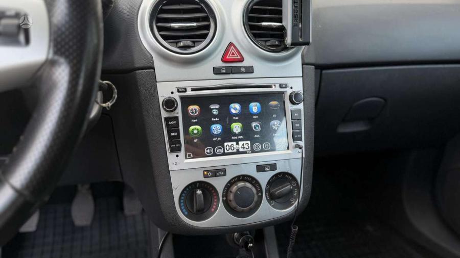 Balts Opel Corsa 2011 Viļņa, ar dzinēja tilpumu 1.39 L un nobraukumu 256 tūkst. km par 1950 €, foto 19 vietnē AUTOMOTO.COM.LV