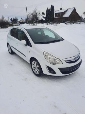 White Opel Corsa 2012 in Rokiskis, with an engine capacity of 1.40 L and mileage of 173 thousand km for 2500 €, photo 3 on AUTOMOTO.COM.LV