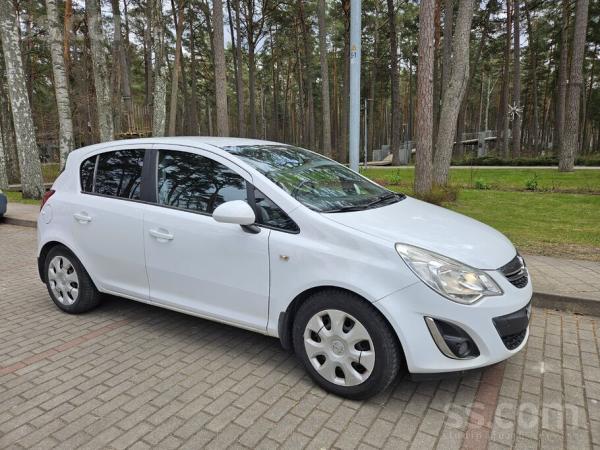 Balts Opel Corsa 2012 Rīga, ar dzinēja tilpumu 1.20 L un nobraukumu 249 tūkst. km par 1900 €, foto 1 vietnē AUTOMOTO.COM.LV
