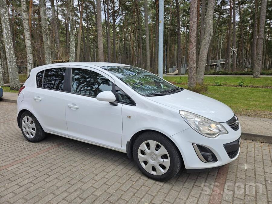 Balts Opel Corsa 2012 Rīga, ar dzinēja tilpumu 1.20 L un nobraukumu 249 tūkst. km par 1900 €, foto 1 vietnē AUTOMOTO.COM.LV