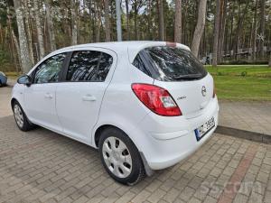 Balts Opel Corsa 2012 Rīga, ar dzinēja tilpumu 1.20 L un nobraukumu 249 tūkst. km par 1900 €, foto 3 vietnē AUTOMOTO.COM.LV