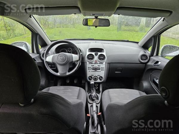 Balts Opel Corsa 2012 Rīga, ar dzinēja tilpumu 1.20 L un nobraukumu 249 tūkst. km par 1900 €, foto 5 vietnē AUTOMOTO.COM.LV