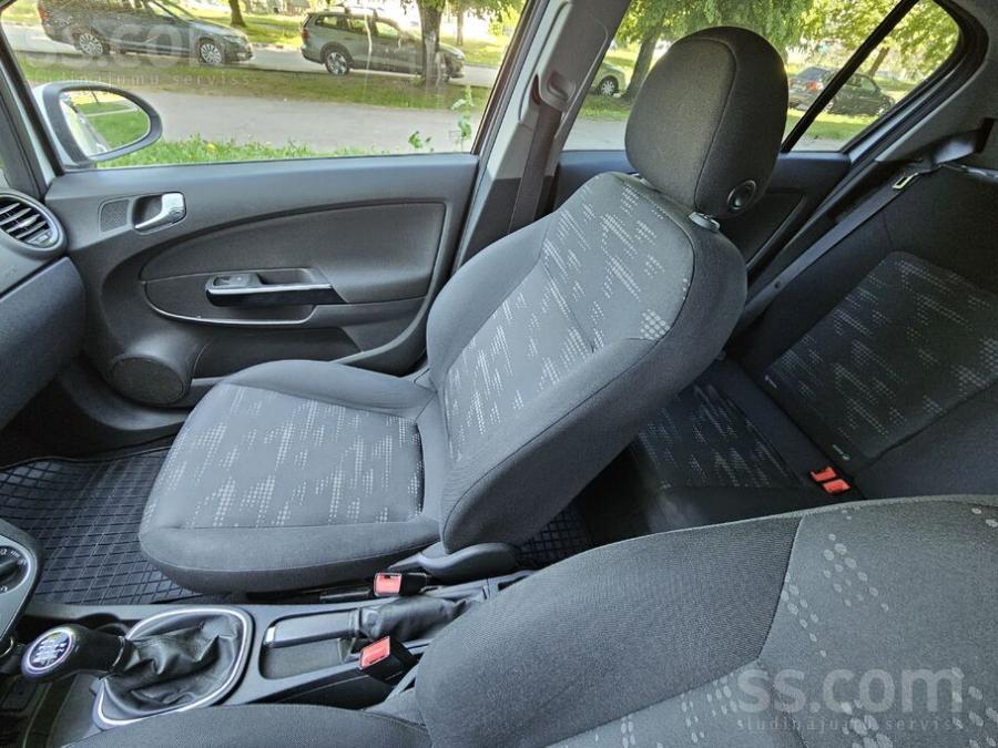 Balts Opel Corsa 2012 Rīga, ar dzinēja tilpumu 1.20 L un nobraukumu 249 tūkst. km par 1900 €, foto 8 vietnē AUTOMOTO.COM.LV