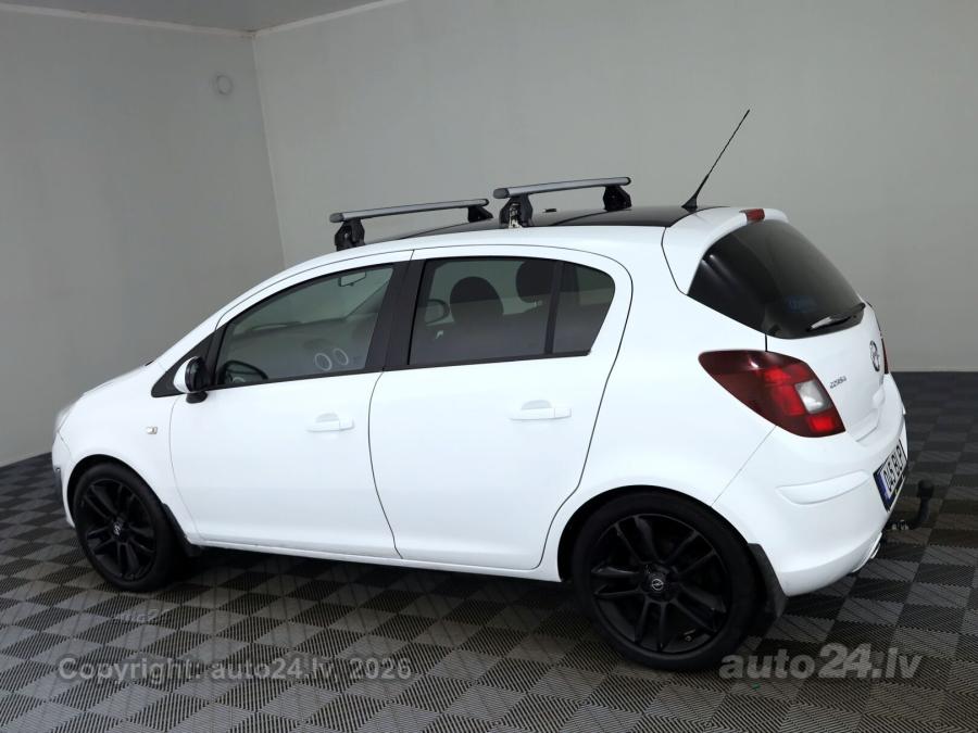 Balts Opel Corsa 2012 Tallina, ar dzinēja tilpumu 1.20 L un nobraukumu 234 tūkst. km par 999 €, foto 5 vietnē AUTOMOTO.COM.LV