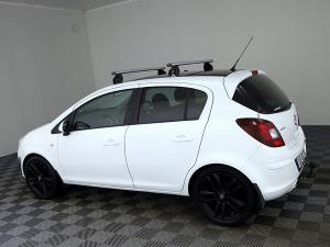 Balts Opel Corsa 2012 Tallina, ar dzinēja tilpumu 1.20 L un nobraukumu 234 tūkst. km par 999 €, foto 5 vietnē AUTOMOTO.COM.LV