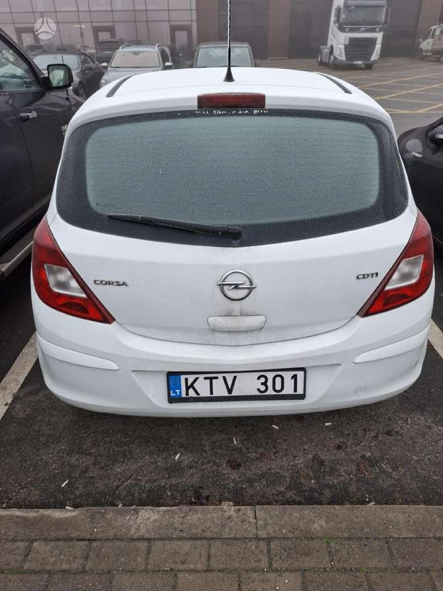 White Opel Corsa 2013 in Vilnius, with an engine capacity of 1.25 L and mileage of 223 thousand km for 1900 €, photo 3 on AUTOMOTO.COM.LV