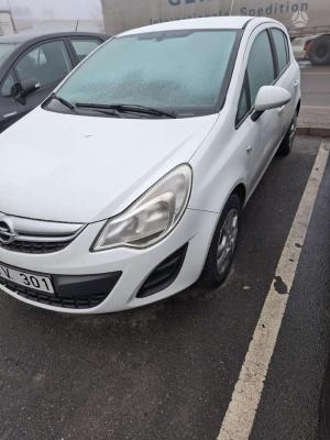 White Opel Corsa 2013 in Vilnius, with an engine capacity of 1.25 L and mileage of 223 thousand km for 1900 €, photo 8 on AUTOMOTO.COM.LV