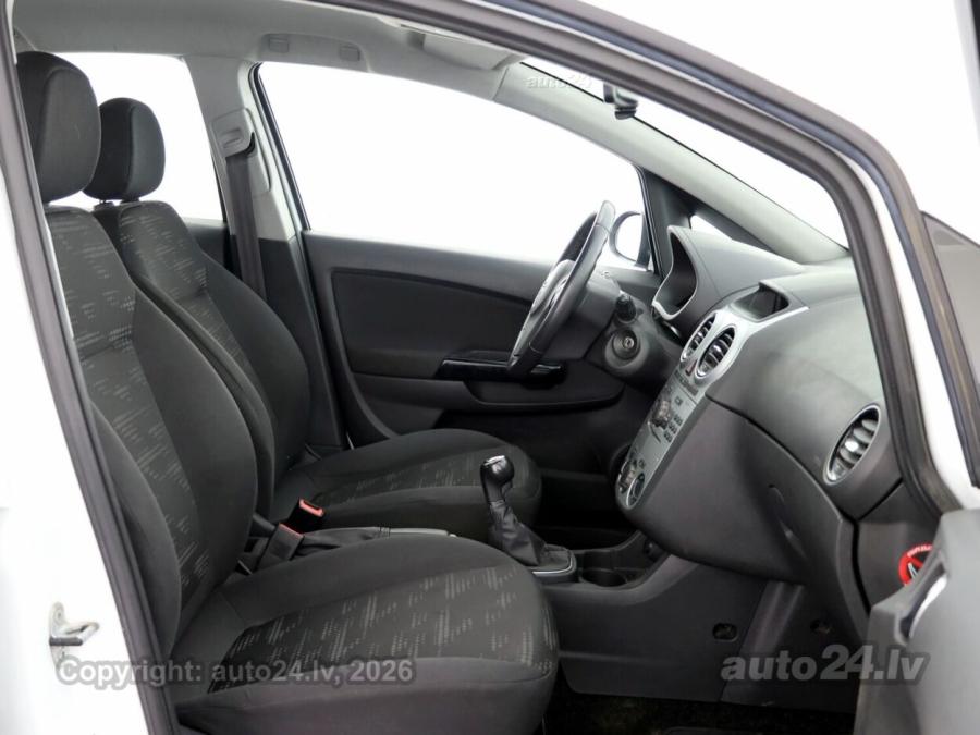 Balts Opel Corsa 2014 Tallina, ar dzinēja tilpumu 1.20 L un nobraukumu 252 tūkst. km par 1999 €, foto 6 vietnē AUTOMOTO.COM.LV