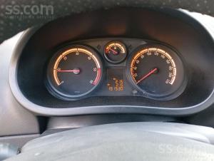 White Opel Corsa 2014 in Riga, with an engine capacity of 1.30 L and mileage of 191 thousand km for 2350 €, photo 25 on AUTOMOTO.COM.LV