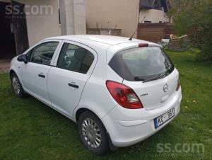 White Opel Corsa 2014 in Riga, with an engine capacity of 1.30 L and mileage of 191 thousand km for 2350 €, photo 28 on AUTOMOTO.COM.LV