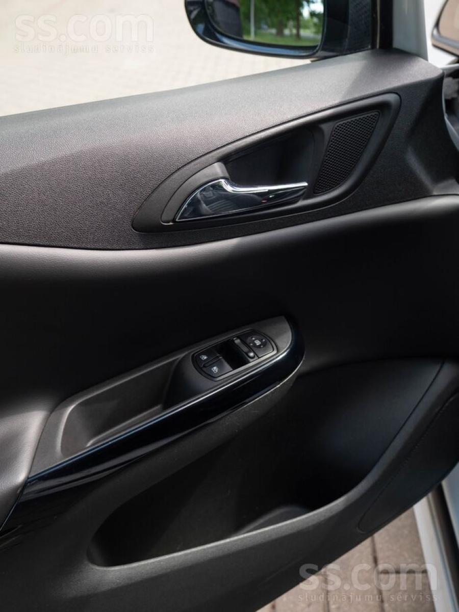 Balts Opel Corsa 2015 Rīga, ar dzinēja tilpumu 1.40 L un nobraukumu 144 tūkst. km par 10200 €, foto 15 vietnē AUTOMOTO.COM.LV