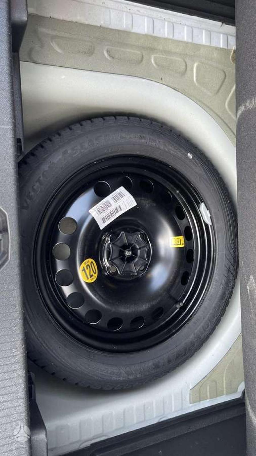 Balts Opel Corsa 2015 Marijampole, ar dzinēja tilpumu 1.40 L un nobraukumu 126 tūkst. km par 7200 €, foto 19 vietnē AUTOMOTO.COM.LV