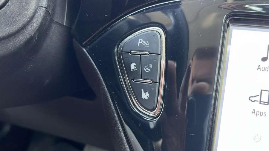 Balts Opel Corsa 2015 Marijampole, ar dzinēja tilpumu 1.40 L un nobraukumu 126 tūkst. km par 7200 €, foto 27 vietnē AUTOMOTO.COM.LV