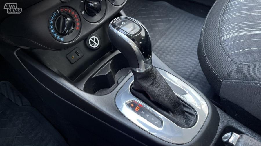 Balts Opel Corsa 2015 Marijampole, ar dzinēja tilpumu 1.40 L un nobraukumu 126 tūkst. km par 7200 €, foto 16 vietnē AUTOMOTO.COM.LV