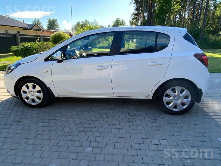 White Opel Corsa 2016 in Riga, with an engine capacity of 1.40 L and mileage of 191 thousand km for 4890 €, photo 4 on AUTOMOTO.COM.LV