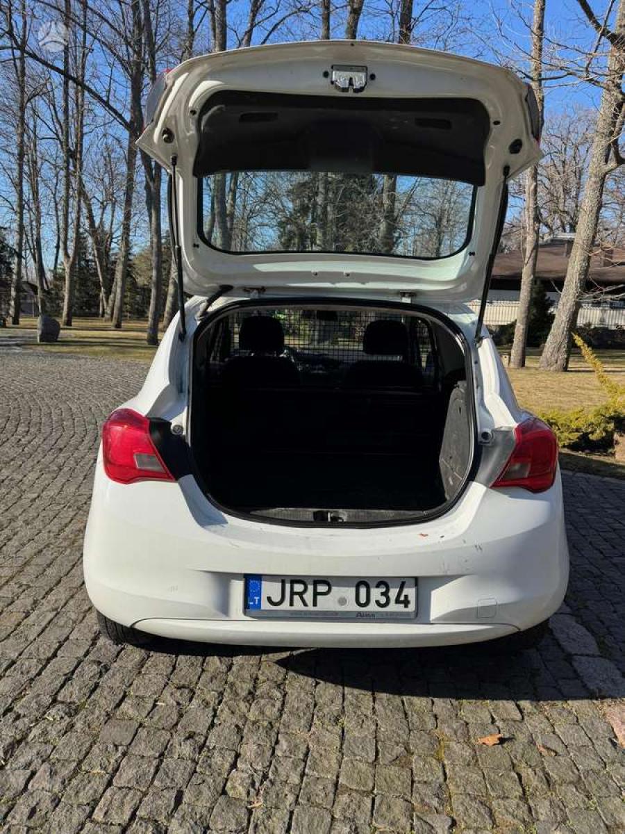White Opel Corsa 2017 in Klaipeda, with an engine capacity of 1.40 L and mileage of 165 thousand km for 3630 €, photo 7 on AUTOMOTO.COM.LV