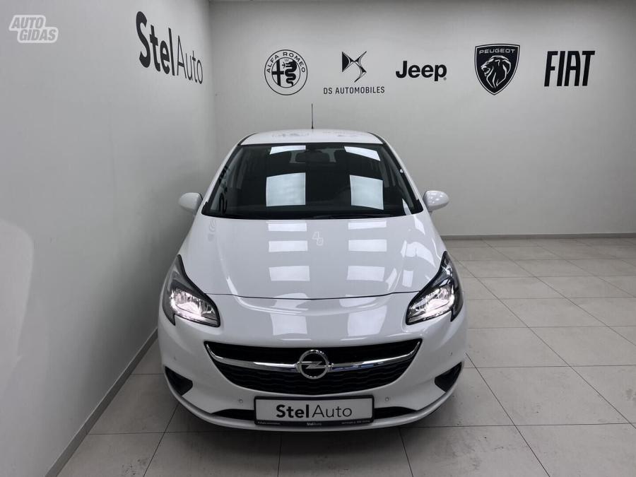 White Opel Corsa 2019 in Vilnius, with an engine capacity of 1.40 L and mileage of 130 thousand km for 7700 €, photo 4 on AUTOMOTO.COM.LV