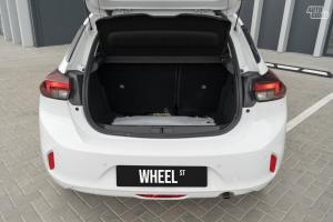 White Opel Corsa 2020 in Vilnius, with an engine capacity of 1.20 L and mileage of 66 thousand km for 9500 €, photo 13 on AUTOMOTO.COM.LV
