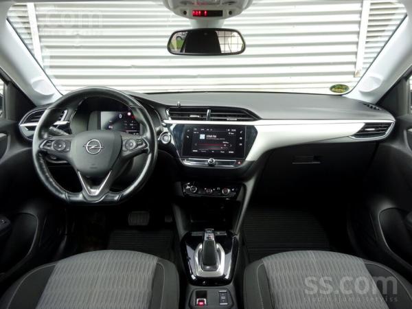 White Opel Corsa 2020 in Riga, with an engine capacity of 1.40 L and mileage of 86 thousand km for 12900 €, photo 5 on AUTOMOTO.COM.LV