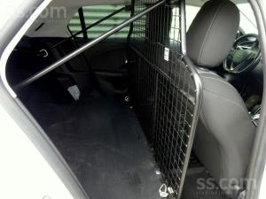 White Opel Corsa 2020 in Riga, with an engine capacity of 1.40 L and mileage of 86 thousand km for 12900 €, photo 8 on AUTOMOTO.COM.LV