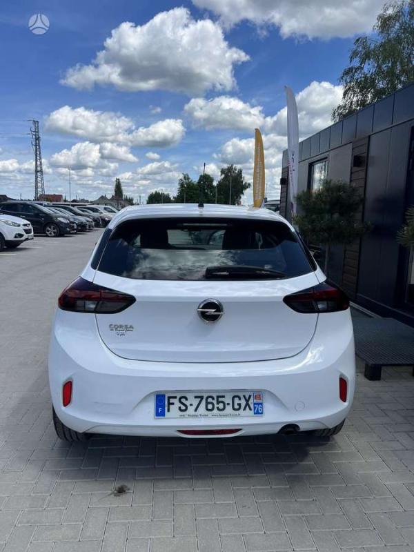 White Opel Corsa 2020 in Taurage, with an engine capacity of 1.20 L and mileage of 61 thousand km for 6800 €, photo 8 on AUTOMOTO.COM.LV
