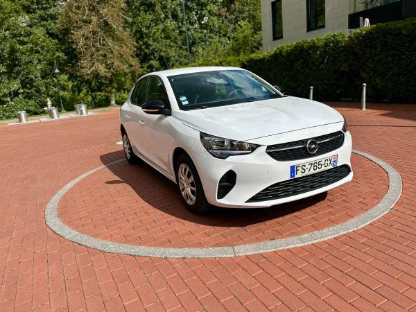 Opel Corsa 2020 in Vilnius on AUTOMOTO.COM.LV White Opel Corsa 2020 in Vilnius, with an engine capacity of 1.20 L and mileage of 61 thousand km for 6900 €, photo 1 on AUTOMOTO.COM.LV