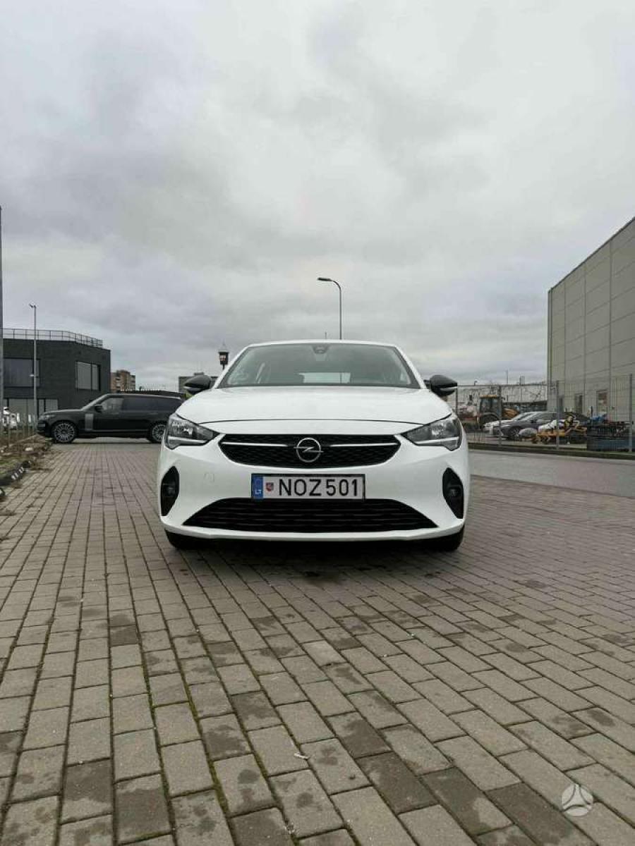 White Opel Corsa 2021 in Kaunas, with an engine capacity of 1.50 L and mileage of 164 thousand km for 8800 €, photo 2 on AUTOMOTO.COM.LV