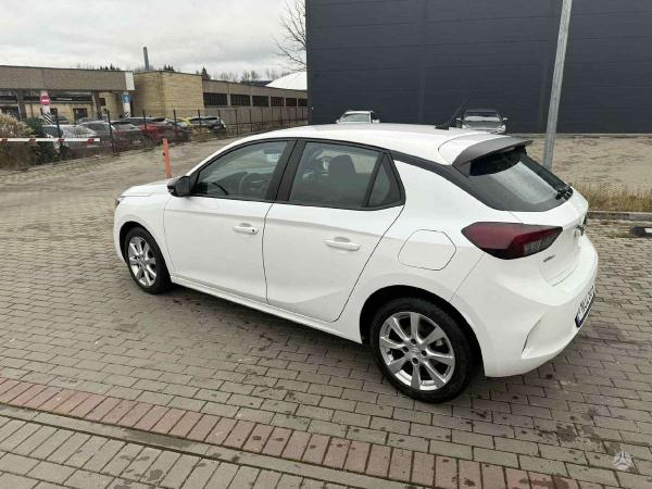 White Opel Corsa 2021 in Kaunas, with an engine capacity of 1.50 L and mileage of 164 thousand km for 8800 €, photo 4 on AUTOMOTO.COM.LV