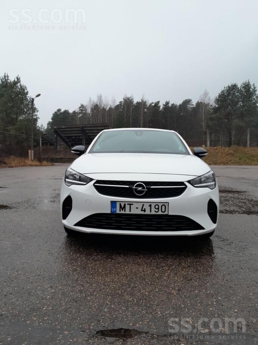 White Opel Corsa 2021 in Riga, with an engine capacity of 1.50 L and mileage of 153 thousand km for 8700 €, photo 3 on AUTOMOTO.COM.LV