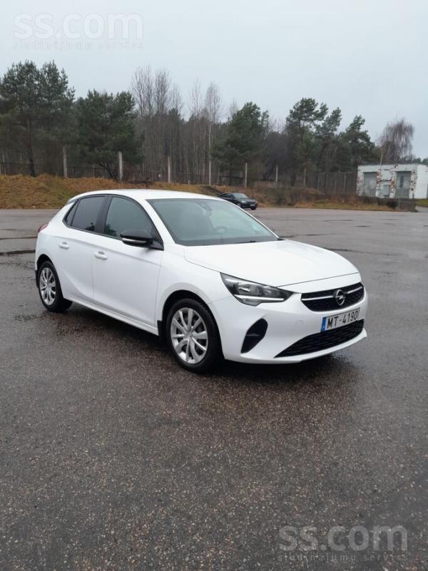 White Opel Corsa 2021 in Riga, with an engine capacity of 1.50 L and mileage of 153 thousand km for 8700 €, photo 9 on AUTOMOTO.COM.LV