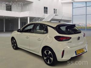 Белый Опель Корса 2021 в Рига, объемом двигателя 1.40 л и пробегом 142 тыс. км за 14500 €, фото 5 на AUTOMOTO.COM.LV